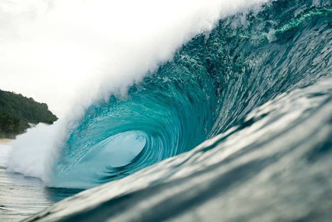 North Shore Underground: Opening Day, Starring Sion Milosky - Surfer