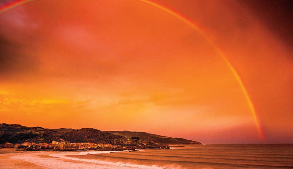 Watch: The Inside Scoop on All-Time Mundaka With Kelly Slater, Andy ...