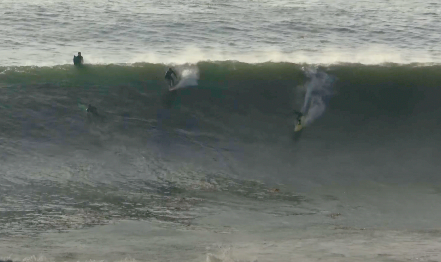 Video: 15-Foot Waves Unload on LA's Most Notoriously Localized Surf ...