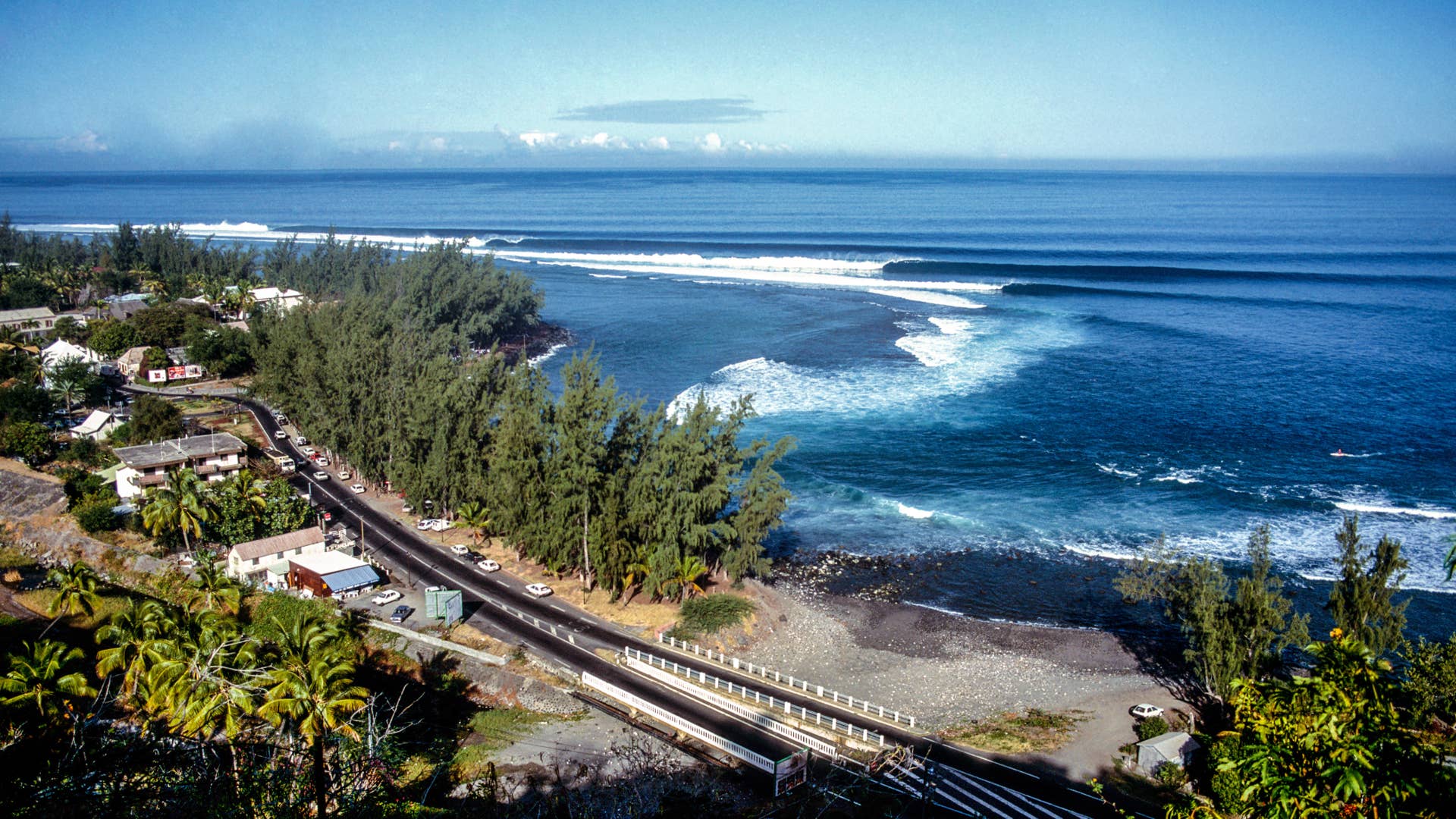 What's the Shark Attack Risk For Reunion Island in 2026? - Surfer
