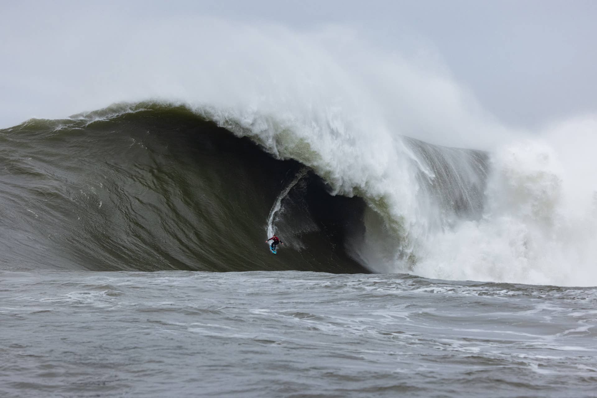 Sebastian Steudtner Rides a 93.73 Foot Wave: New Record? - Surfer