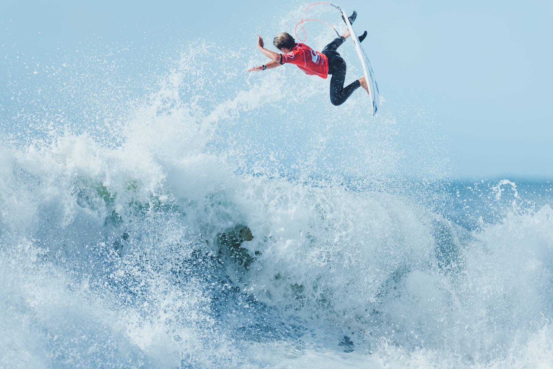 French Surfers Defend Home Sandbar, Hold Off Kelly Slater to Win 2024 ...