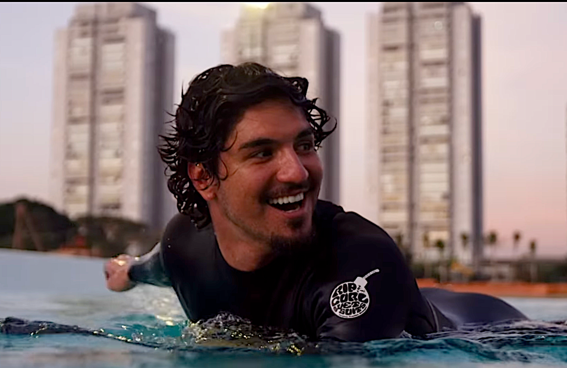 Gabriel Medina Surfs “World’s Largest” Wave Pool After Injury (Video ...