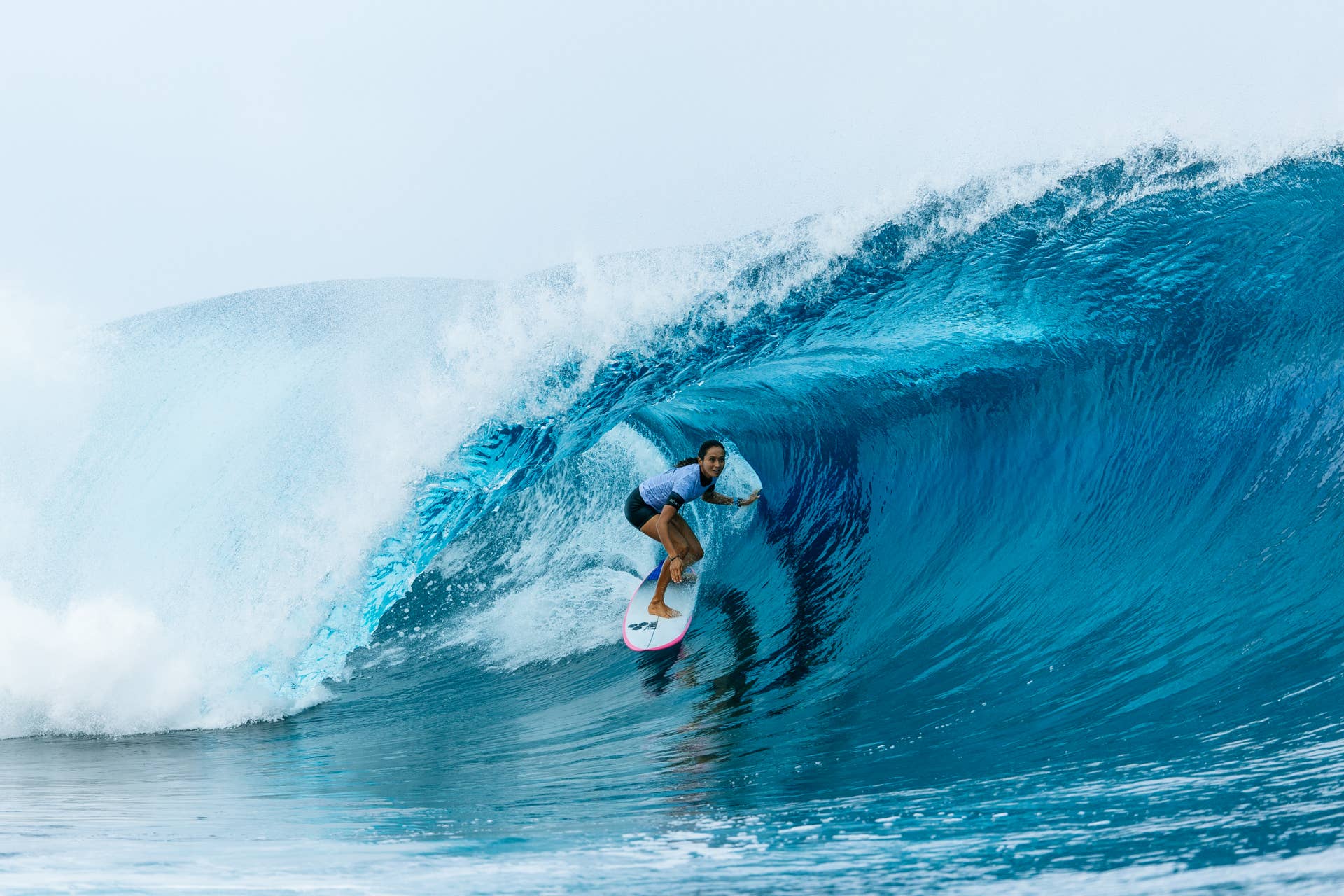 Vahiné Fierro - Surfer
