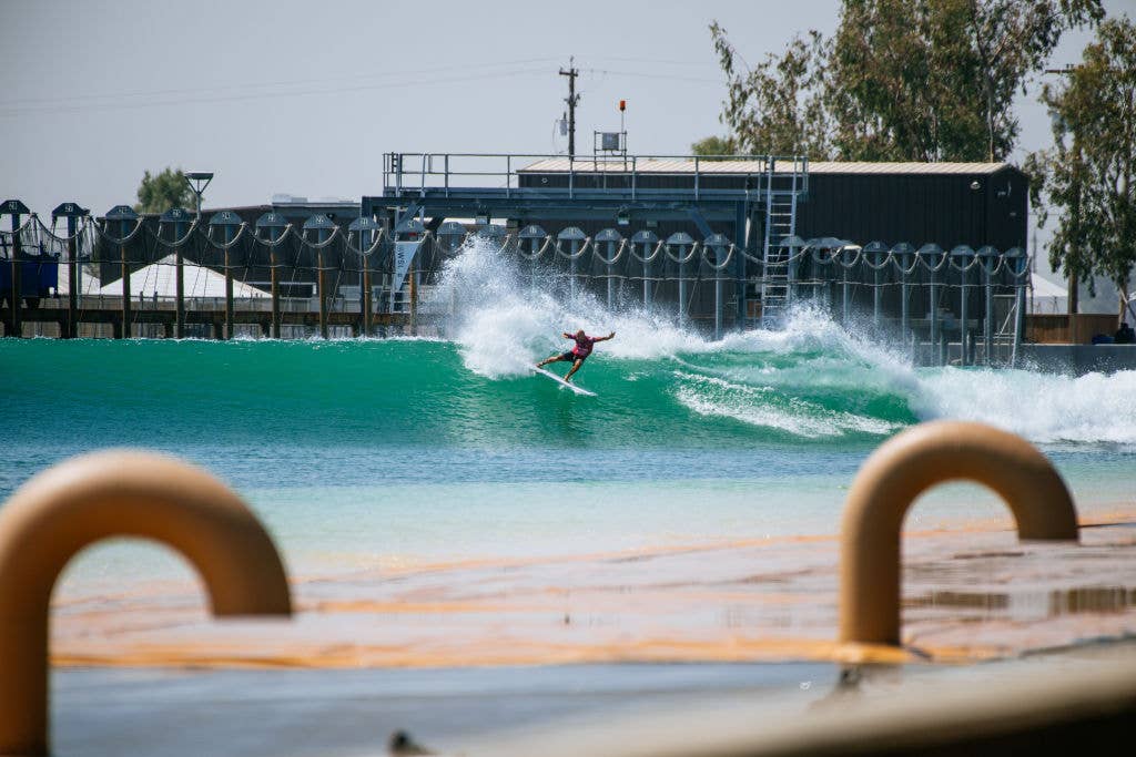 How Do Wave Pools Work? - Surfer