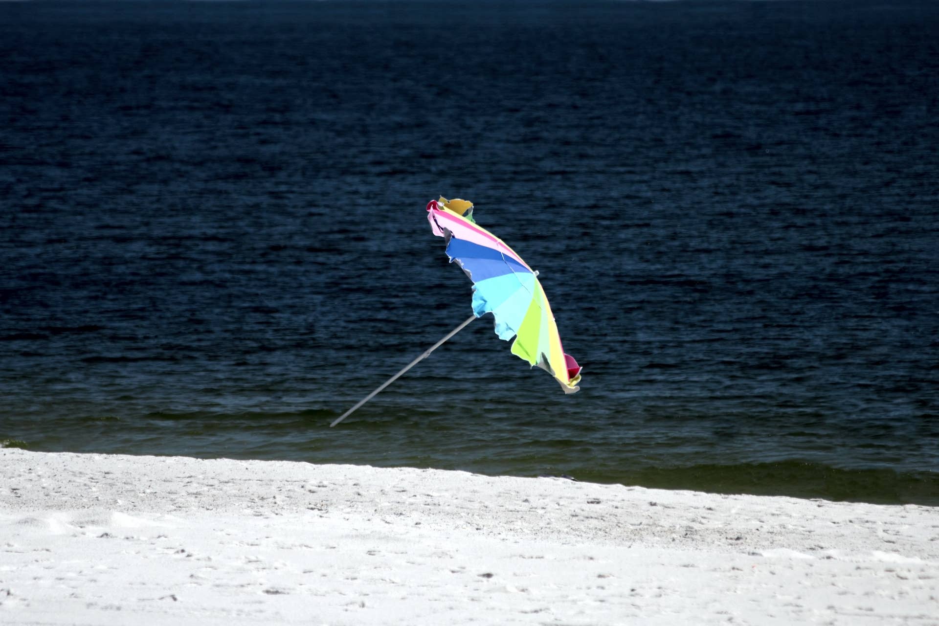6-Foot Umbrella Impales Lifeguard in New Jersey (Video) - Surfer