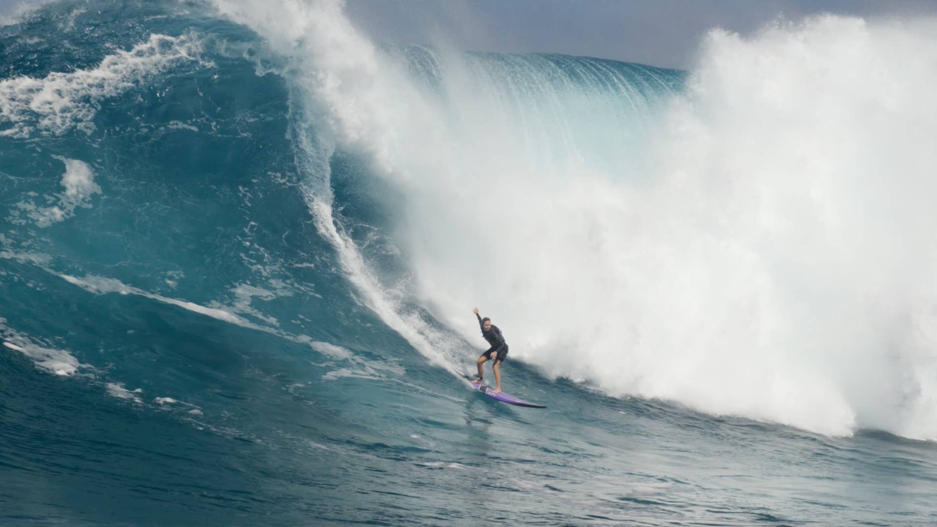 First-Time Eddie Invitee Got Warmup Reps at Pumping Jaws - Surfer