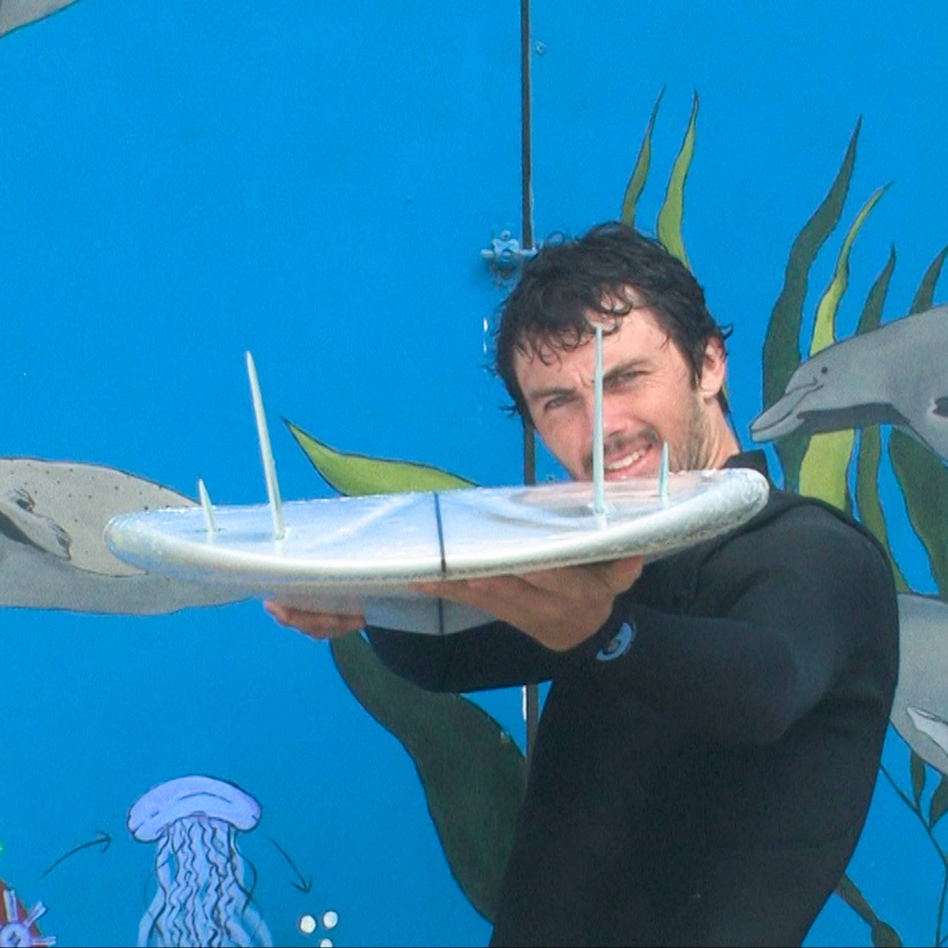 Weird Design, Killer Results: Meet the Lovemachine FM - Surfer