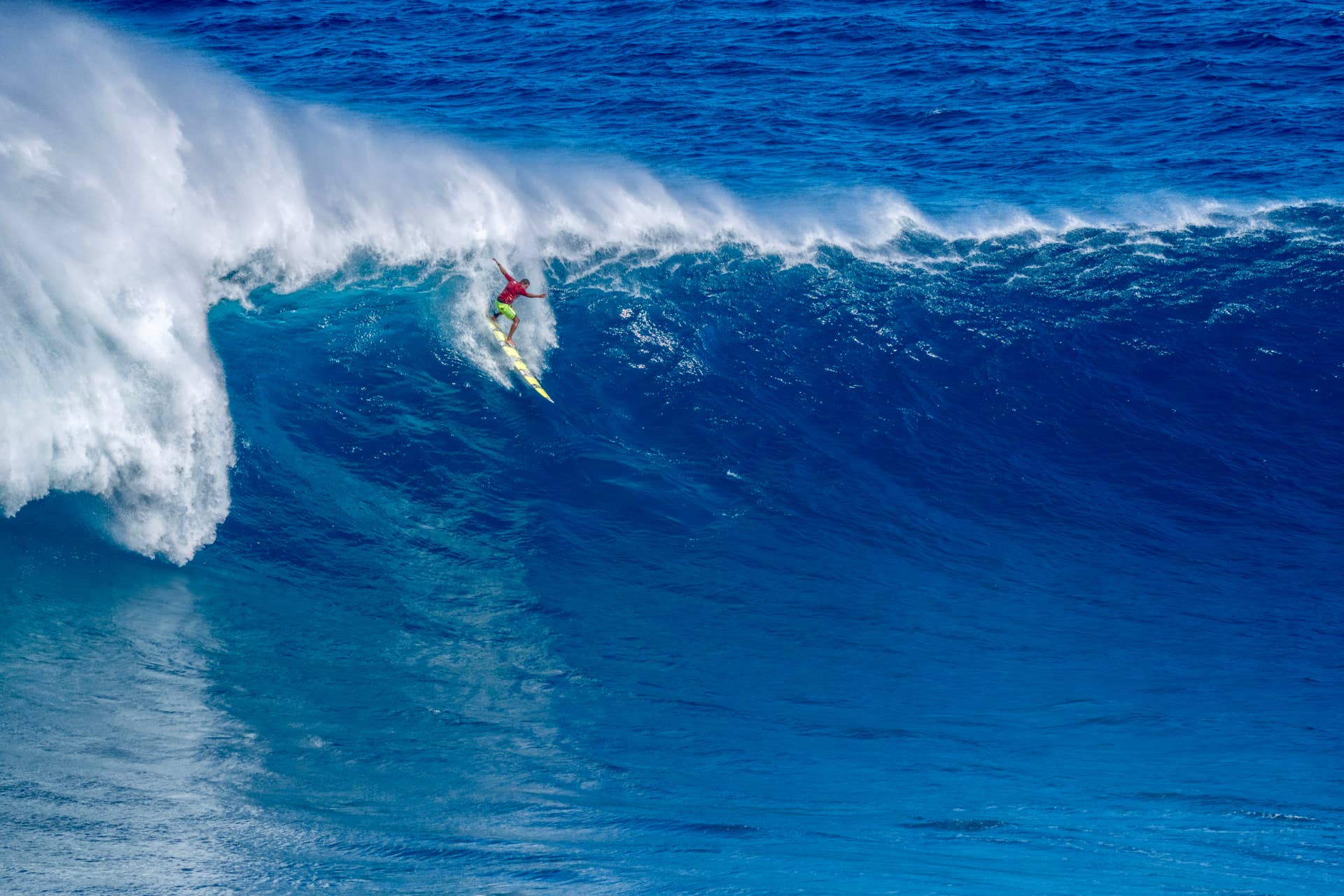 Photos: Jaws Roars On Opening of Hawaii's Big Wave Season - Surfer