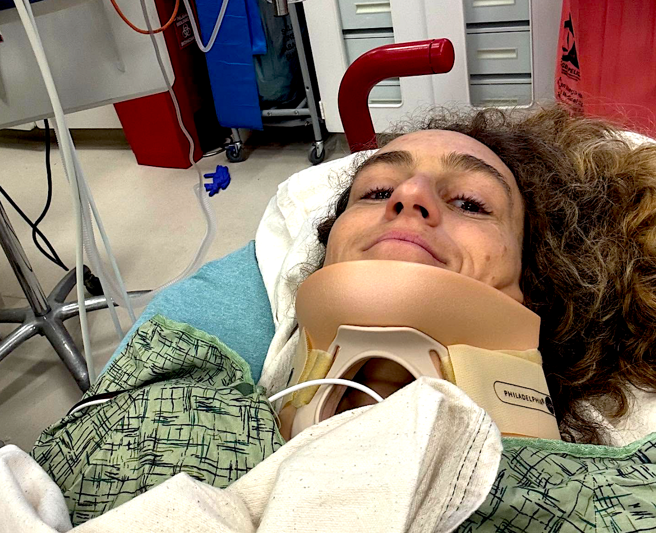 Justine Dupont Hospitalized After Horrific Wipeout at 25ft Todos Santos ...