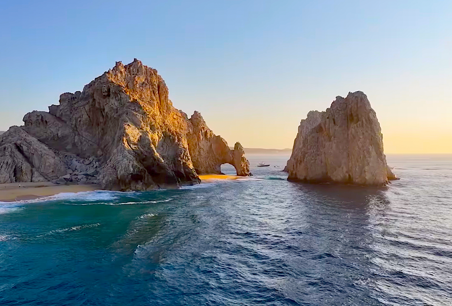 Rare ‘Secret Beach’ Appears in Mexico, Happens Only Once Every 6 Years ...