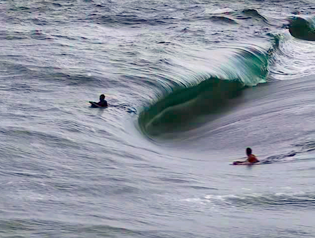 Mutant Tahitian Slab Wave Looks Impossible to Surf - Surfer