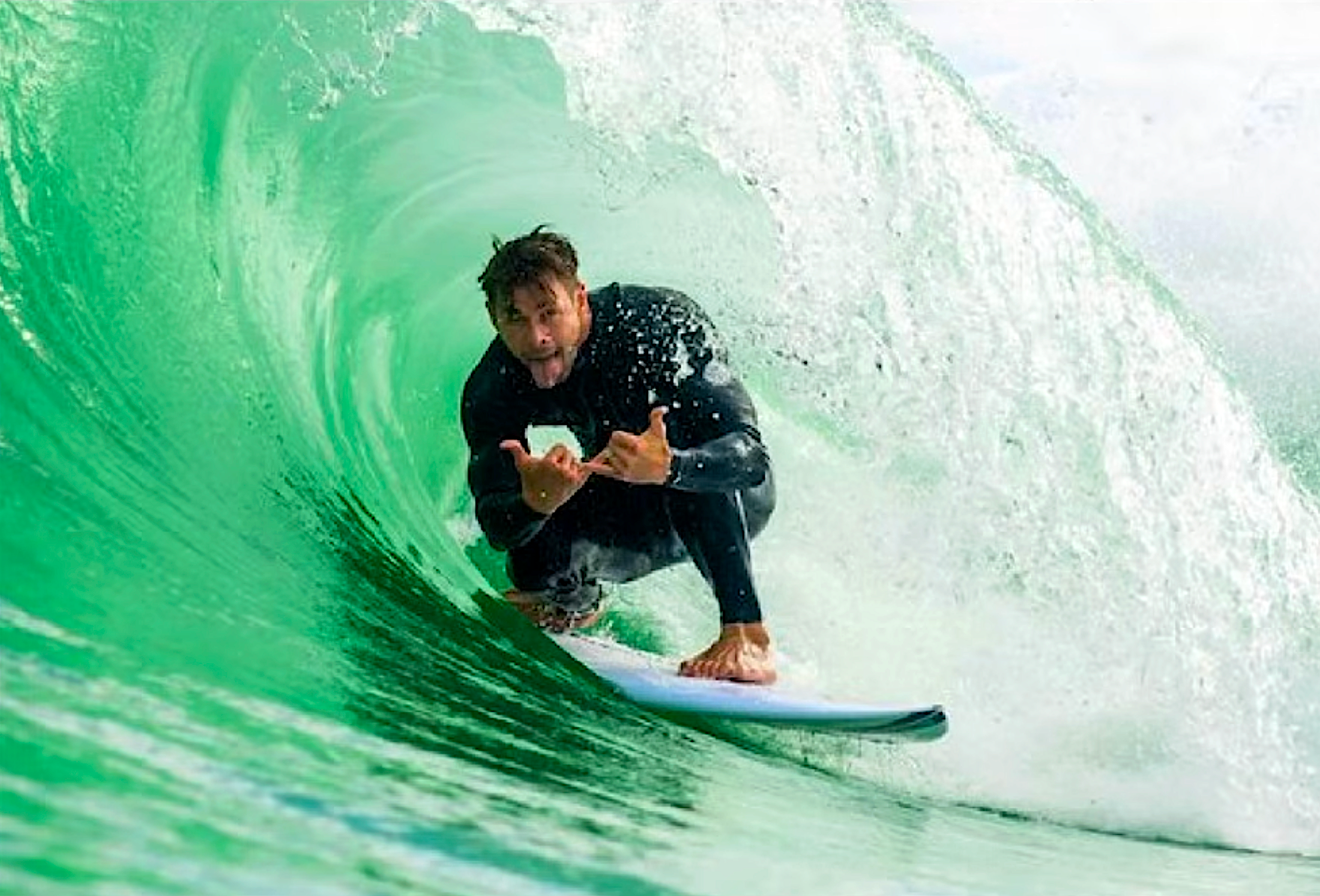 Chris Hemsworth Talks Surfing ‘Happy Place’ on Theo Von (Video) - Surfer