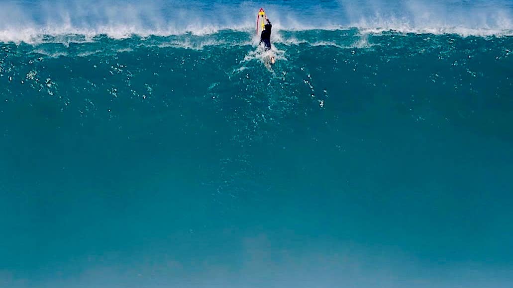 Tom Lowe’s 20ft Puerto Escondido ‘Ride of the Year’ Contender (Video ...