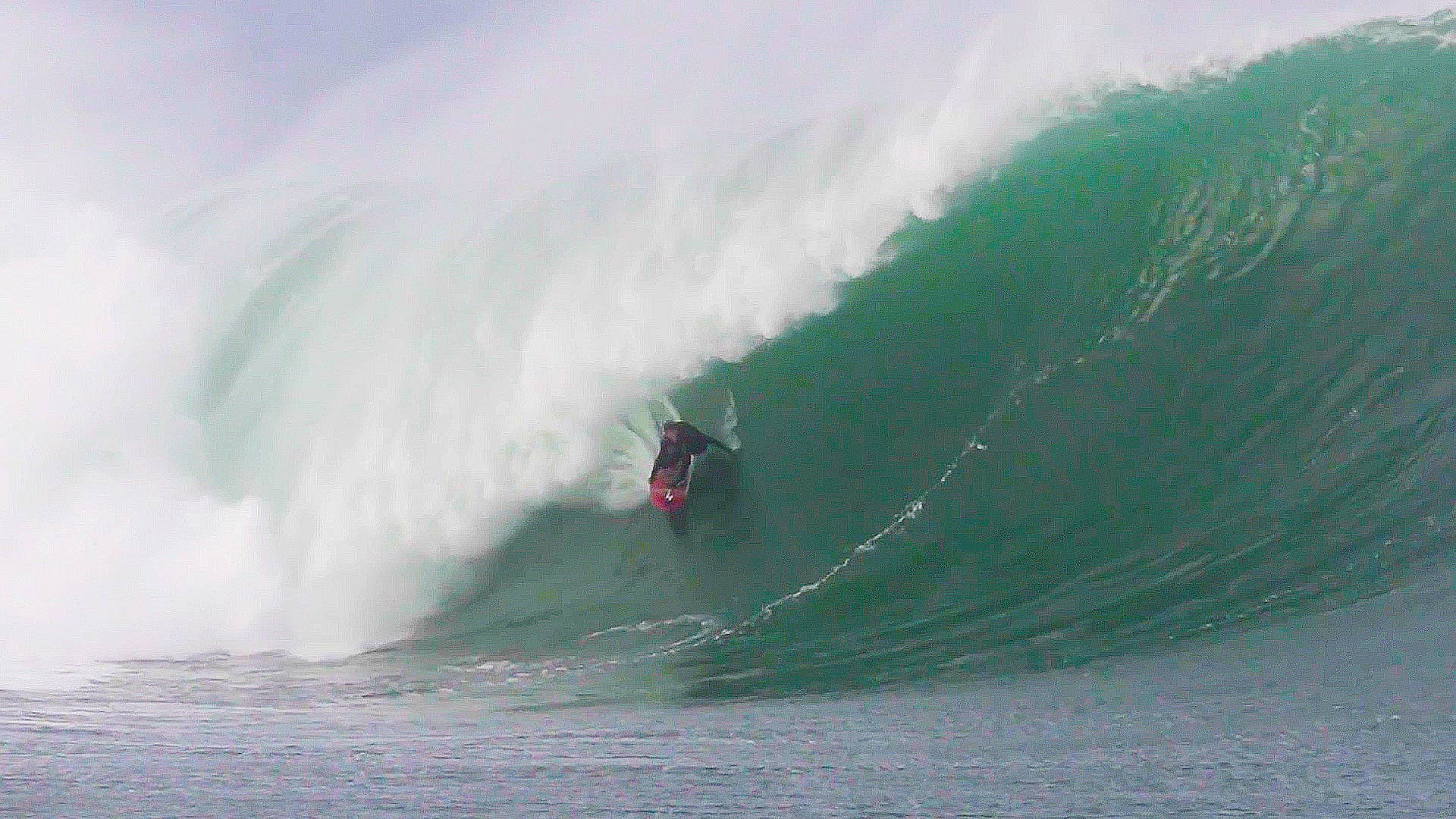 Nate Florence Replicates Insane Irish Big Wave Barrel Almost Exactly a ...