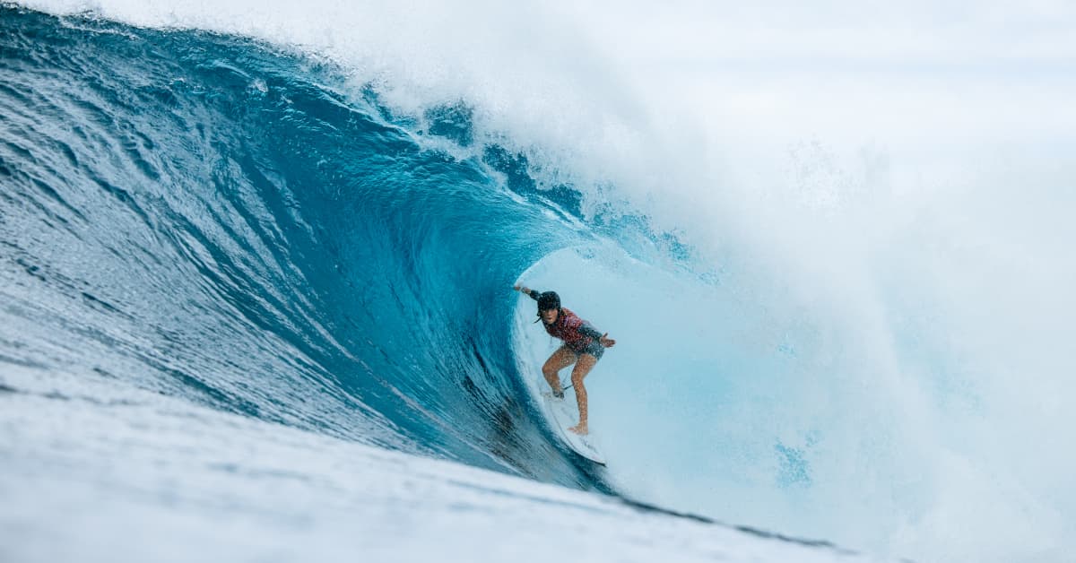 Gallery: History Made As Women Rule The Day At Pipeline - Surfer