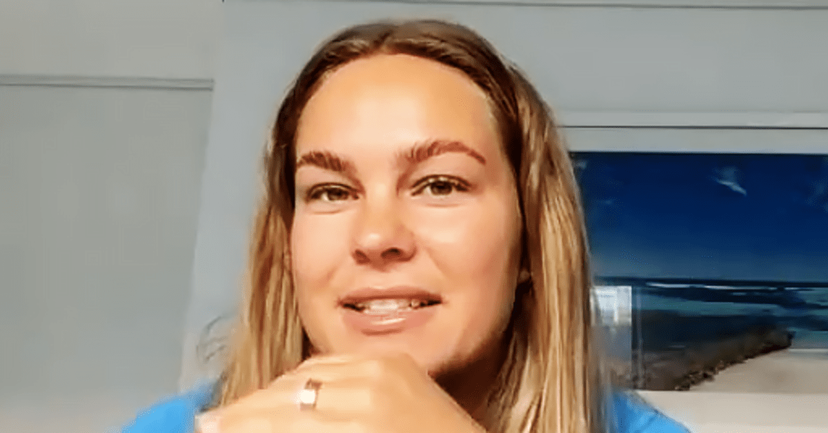 Felicity Palmateer on Big Waves and Rediscovering Her Passion for ...