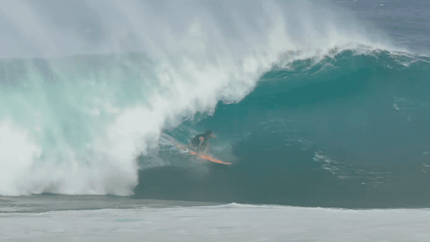 "Big Scary Pipeline": Pro Surfers Score Rare Off-Season Swell in Hawaii ...