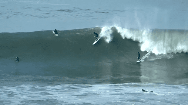 Video: 15-Foot Waves Unload on LA's Most Notoriously Localized Surf ...