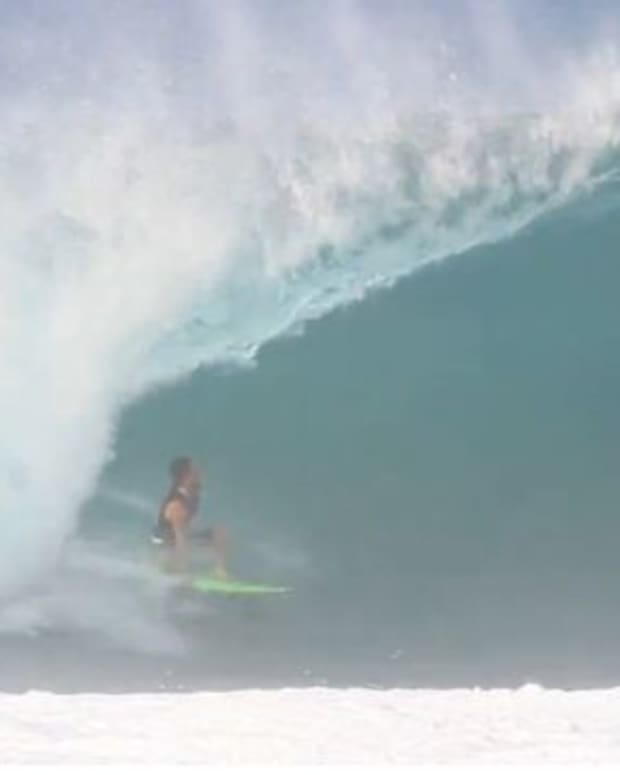 Mason Ho Surfs Pipeline on a 5'2" Fish | %%sitename%% - Surfer