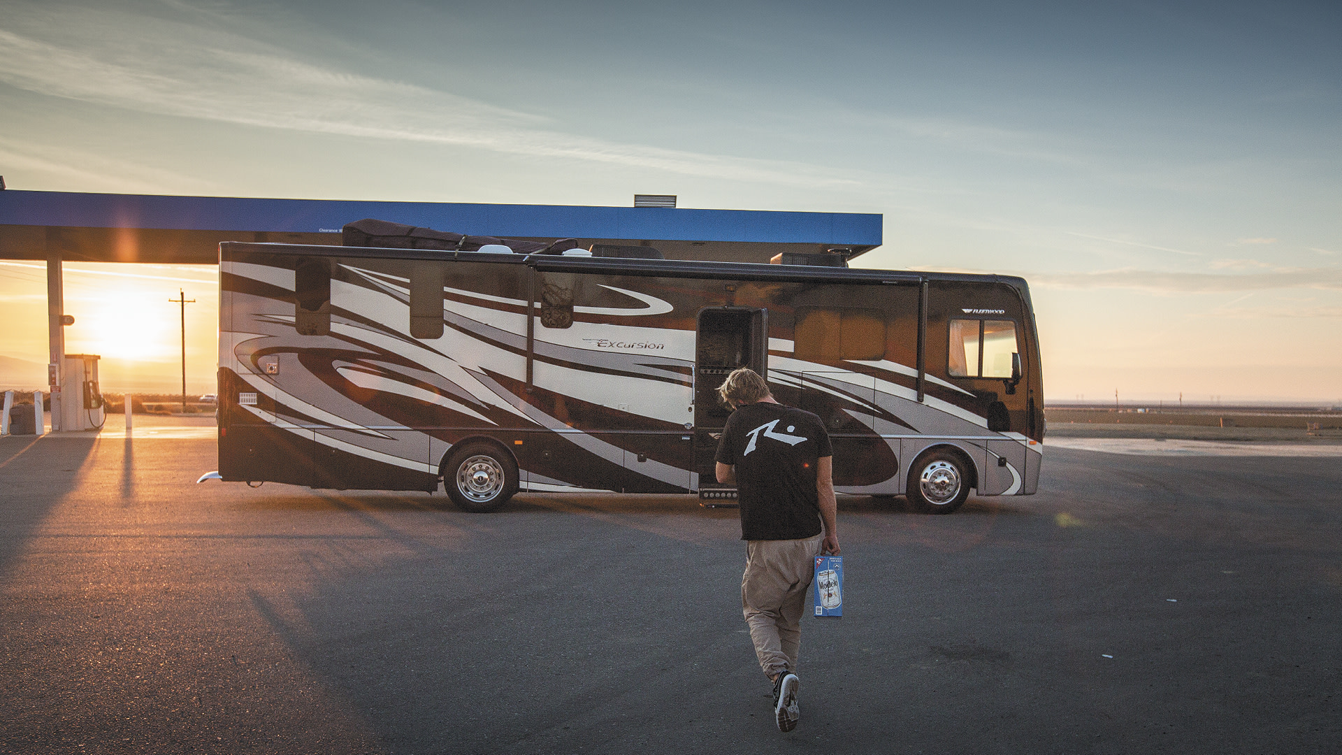 Just Up The Coast - Josh Kerr and Damien Hobgood commandeer an RV and ...