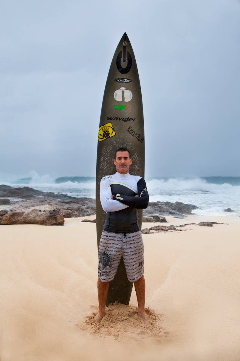 Garrett McNamara Signs on with Body Glove