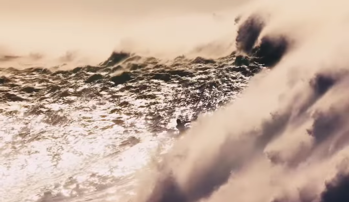 Honolulu County Lifeguard Wins Historic Big-Wave Event at Waimea Bay