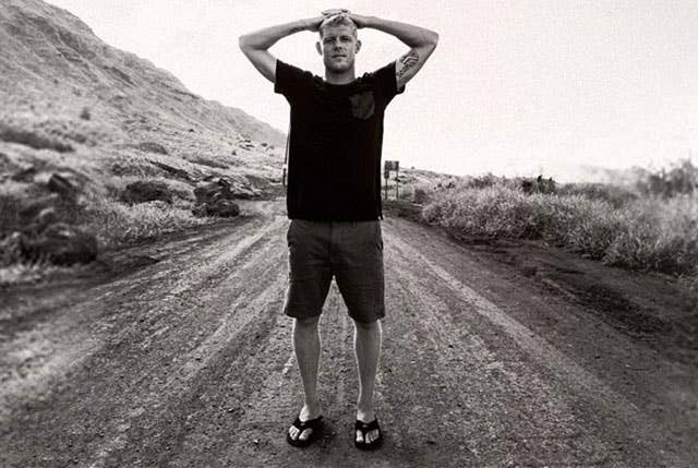 THREE-TIME WORLD CHAMP MICK FANNING COMMITS TO THREE MORE YEARS WITH REEF