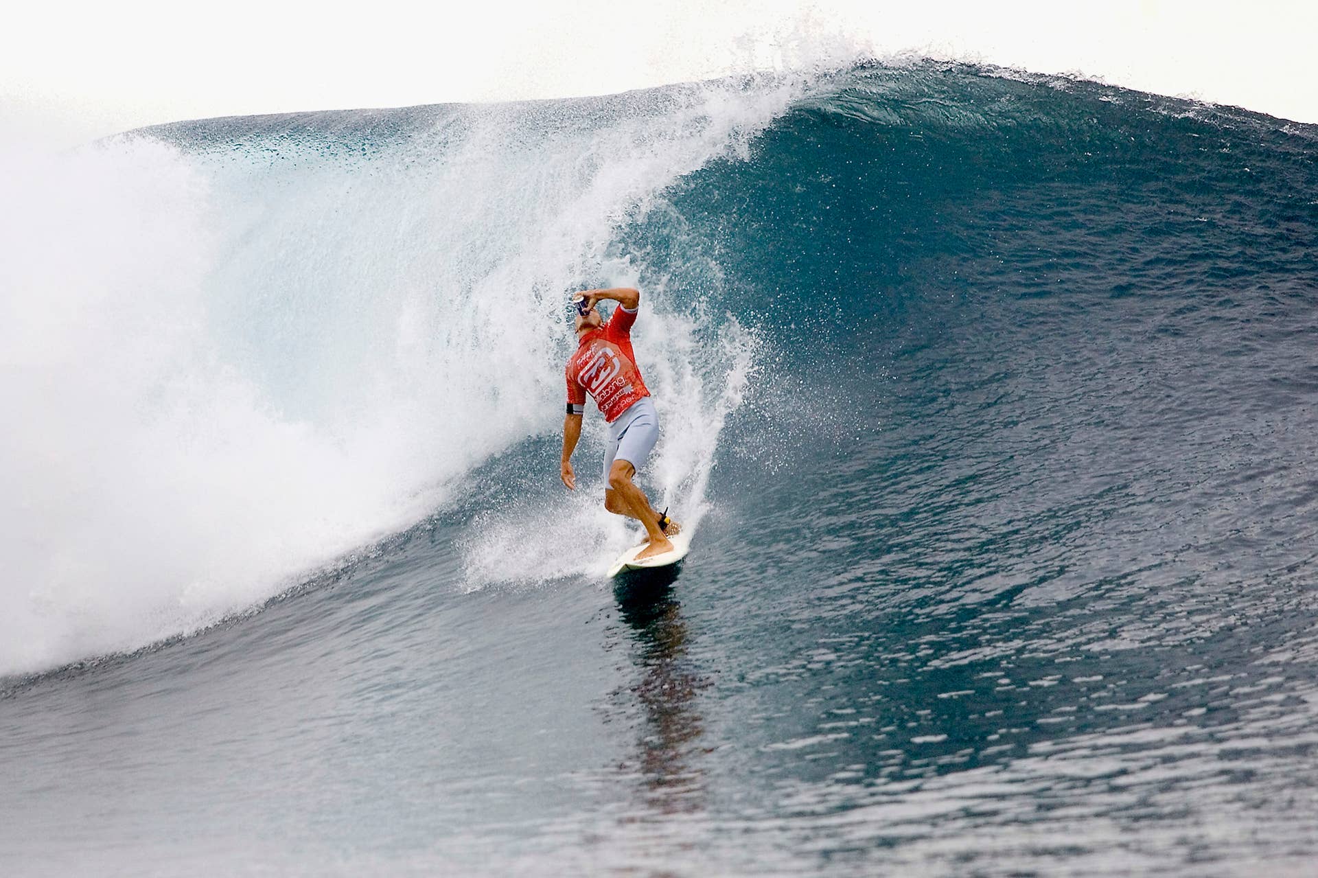 Drunk Surfing Criminalized (with $685 Fine) in Korea