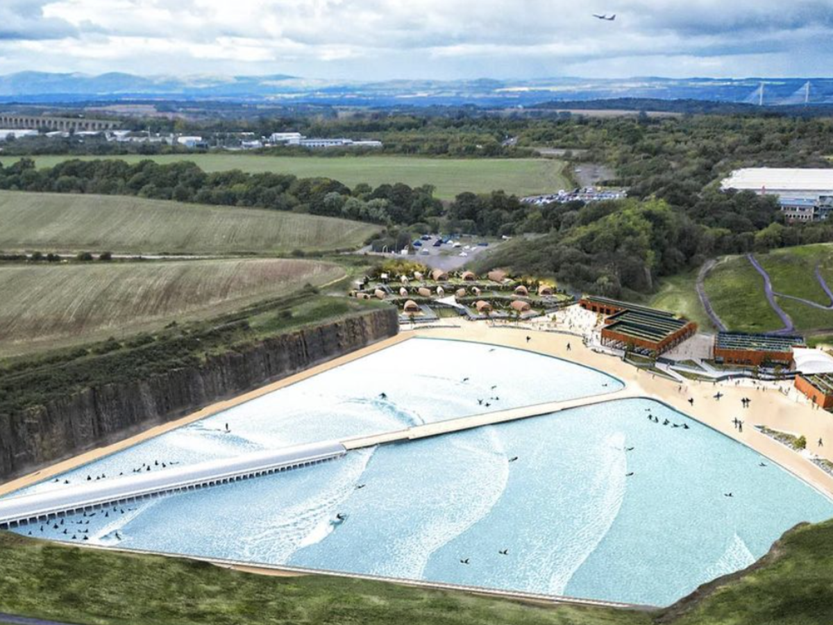 biggest wave pool uk