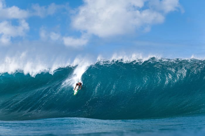Opening Day of Pipeline Photo Gallery Ryan Craig | %%sitename%% - Surfer