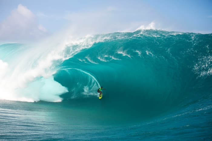 A Photo Gallery Of Controlled Chaos At Maxing Teahupo’o | %%sitename ...