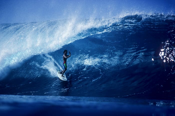 Derek Ho, Hawaiian World Champ and Pipe Icon, Dies at 55 | %%sitename ...