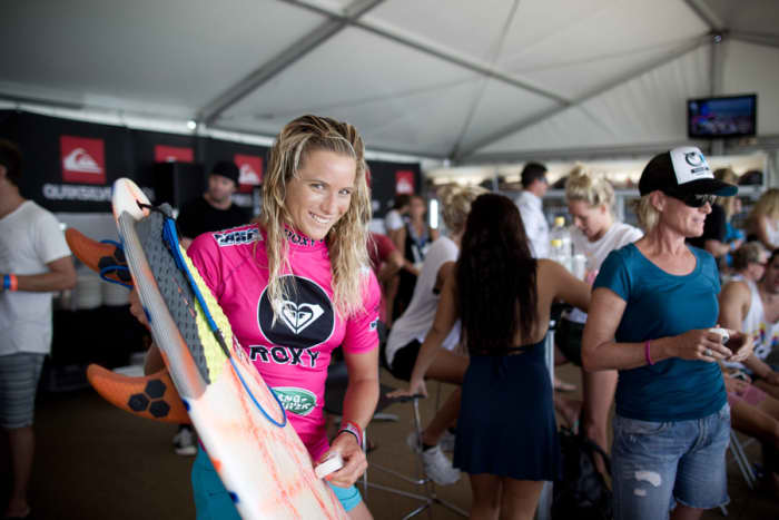 InfluencING Courtney Conlogue - Surfer