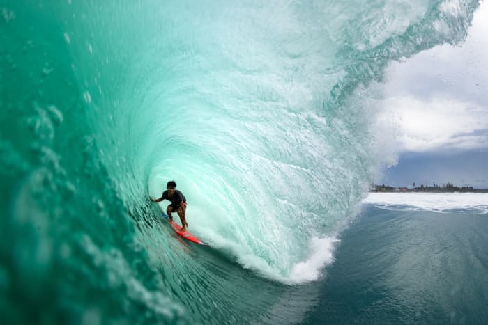 A Photo Gallery of Nias, Indonesia Tubes During a Big Swell ...