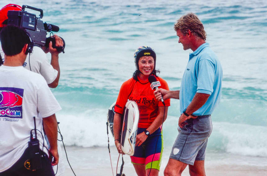 Pauline Menczer Releases New Book "Surf Like a Woman" - Surfer