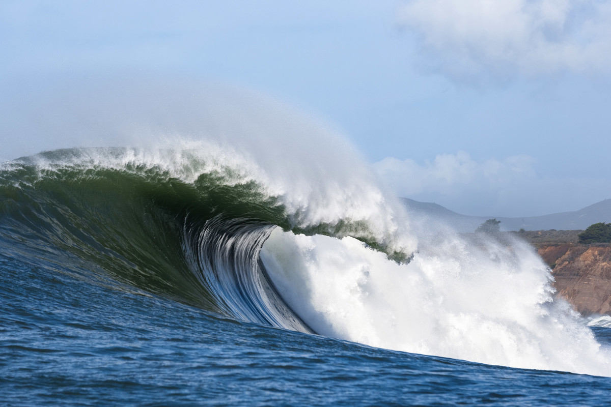 Big Wave Surfers Charge Mavericks After WSL Calls Off Contest ...