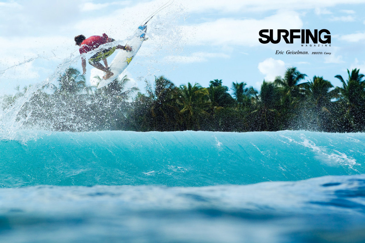 September 2011 Issue Wallpaper - Surfer