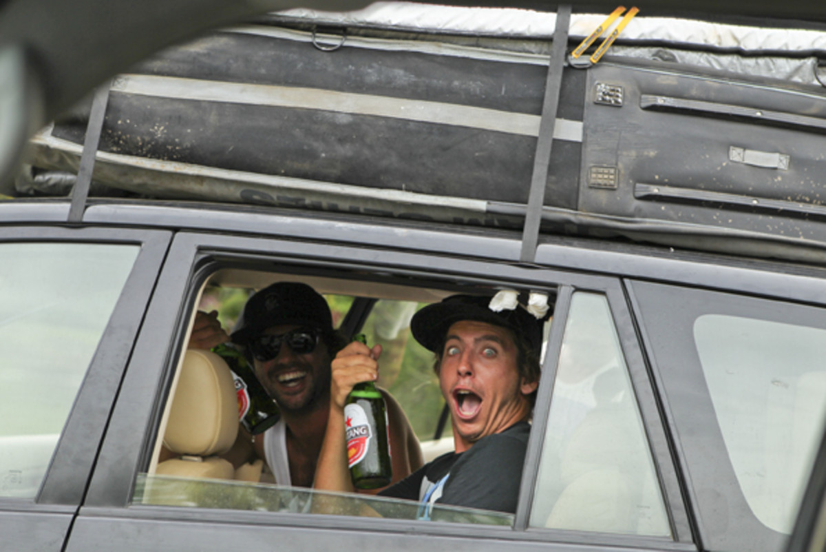 Jason Childs | Ry Craike Loves His Brew - Surfer