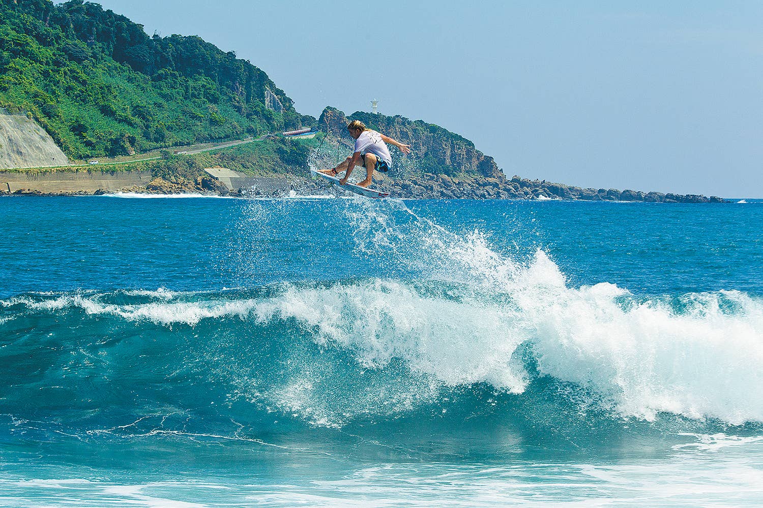 Noa Deane's Gold Coast Quiver - Surfer