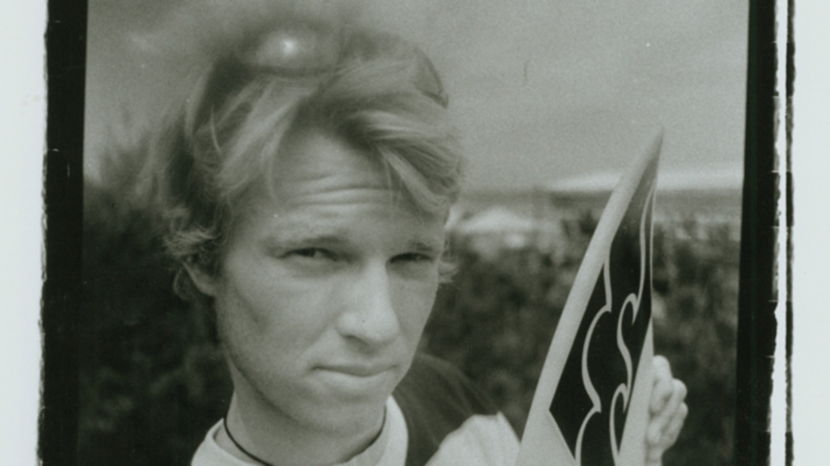 Taj Moments - Surfer