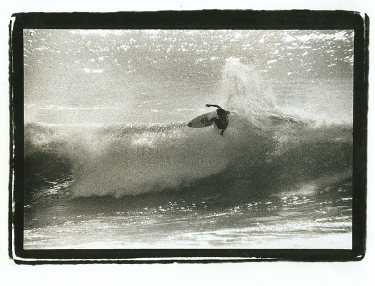 Taj Moments - Surfer