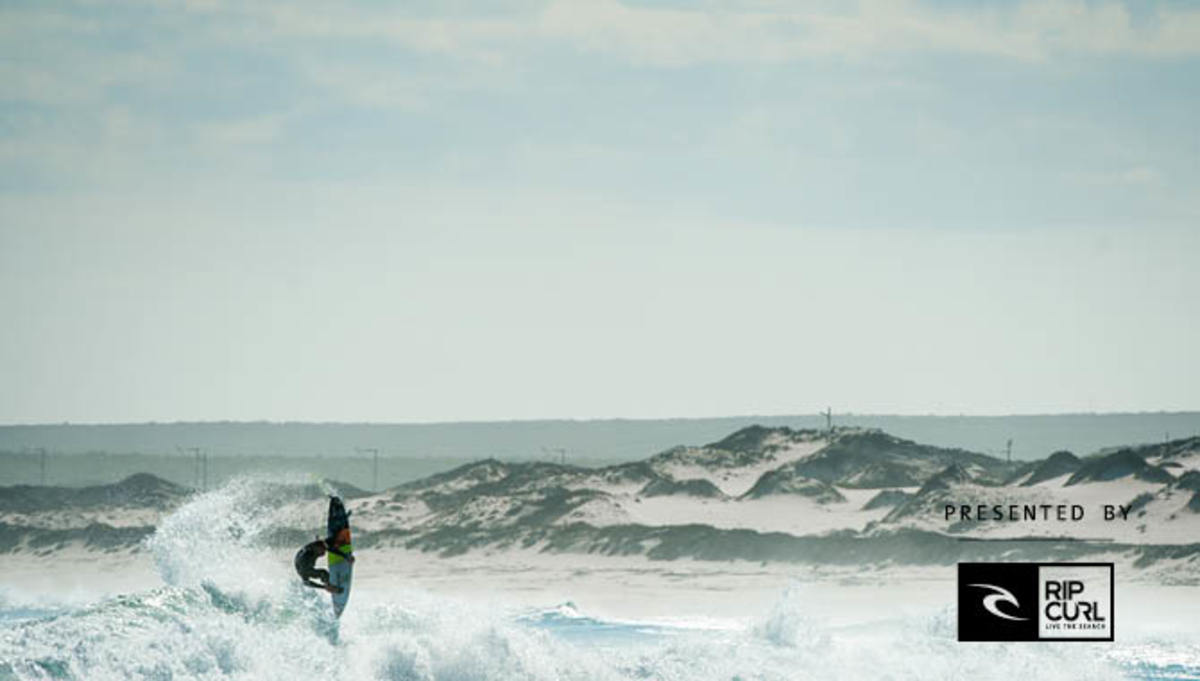 On The Road With Corey Wilson: Shark Diving - Surfer