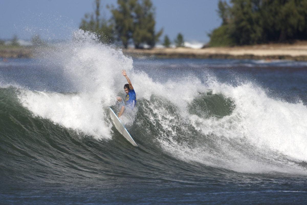 The Super Heat - Surfer