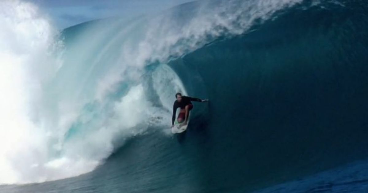 Alex Gray // World Wide // 3:47 - Surfer