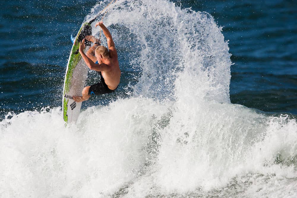 Zietz, Melling and Friends // South Africa // 5:08 - Surfer