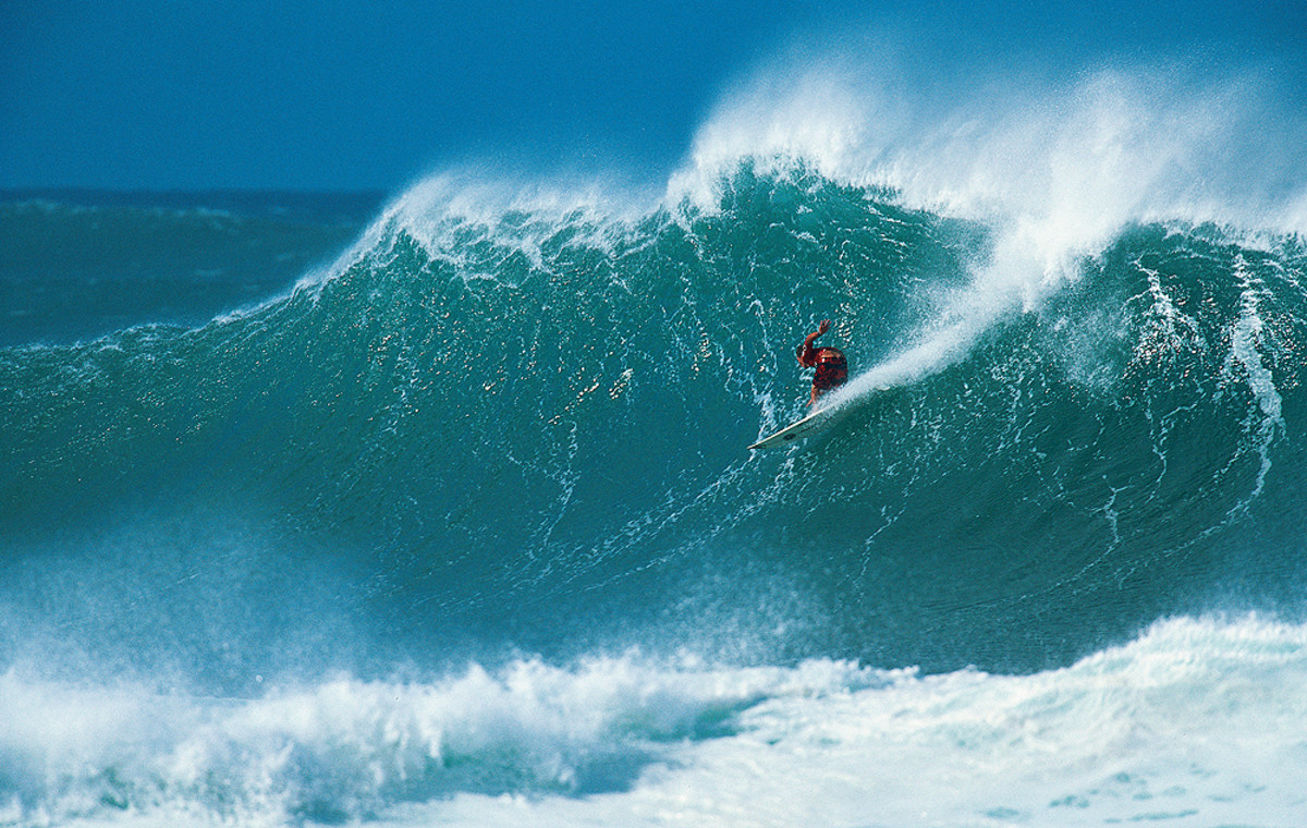 Andy Irons, Sunset Beach. Photo: Grant Ellis - Surfer