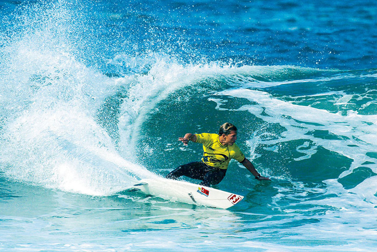 BRUCE IRONS Surfing Images From Peter 'Joli' Wilson | atelier-yuwa.ciao.jp