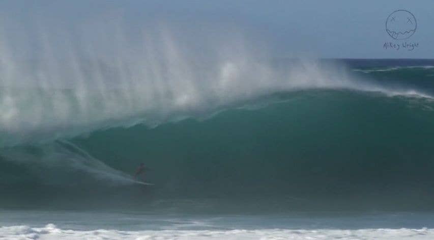 Mikey Wright // Pacific Ocean // 1:59 - Surfer