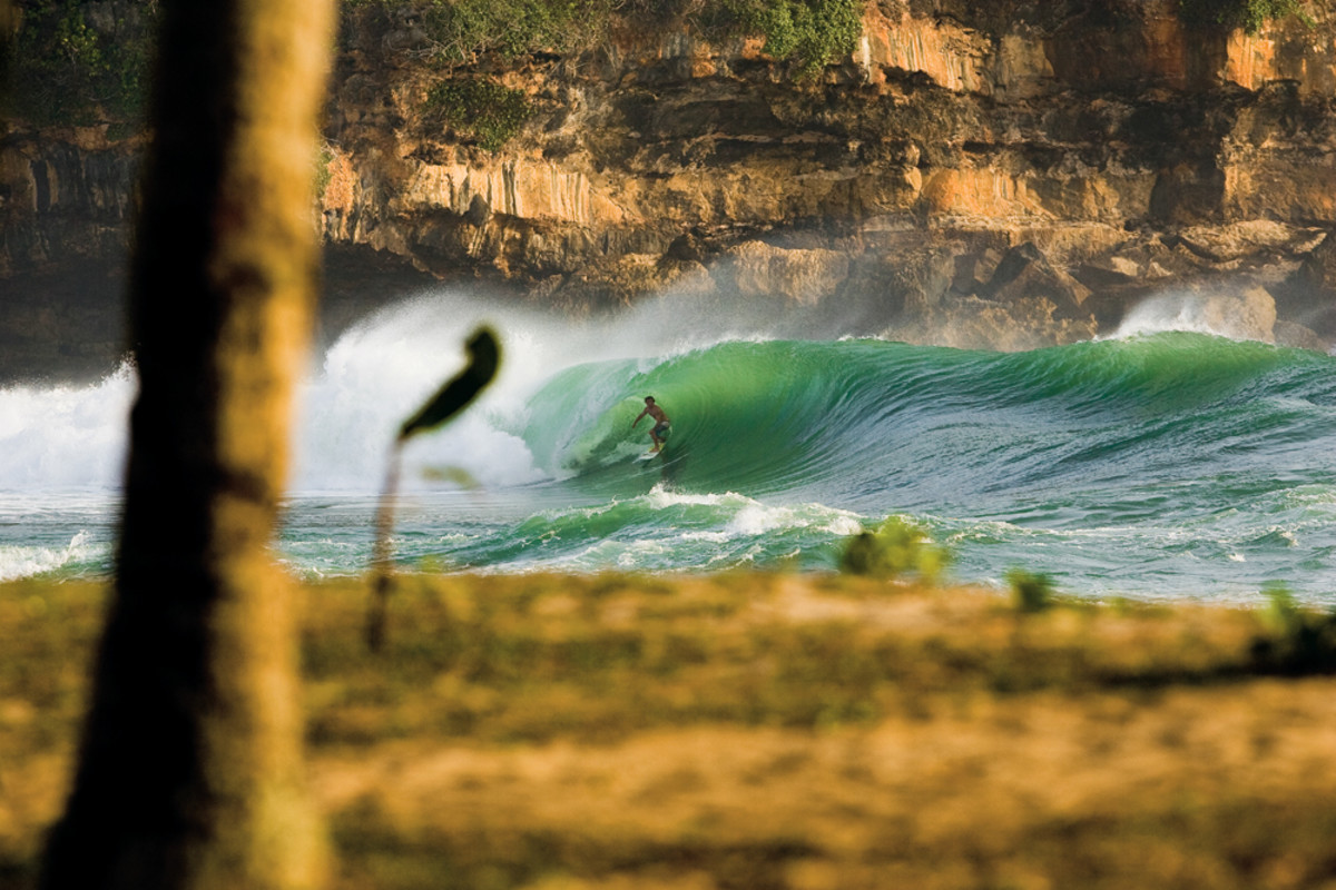 Jason Childs | Yadin Nicol, Indonesia - Surfer